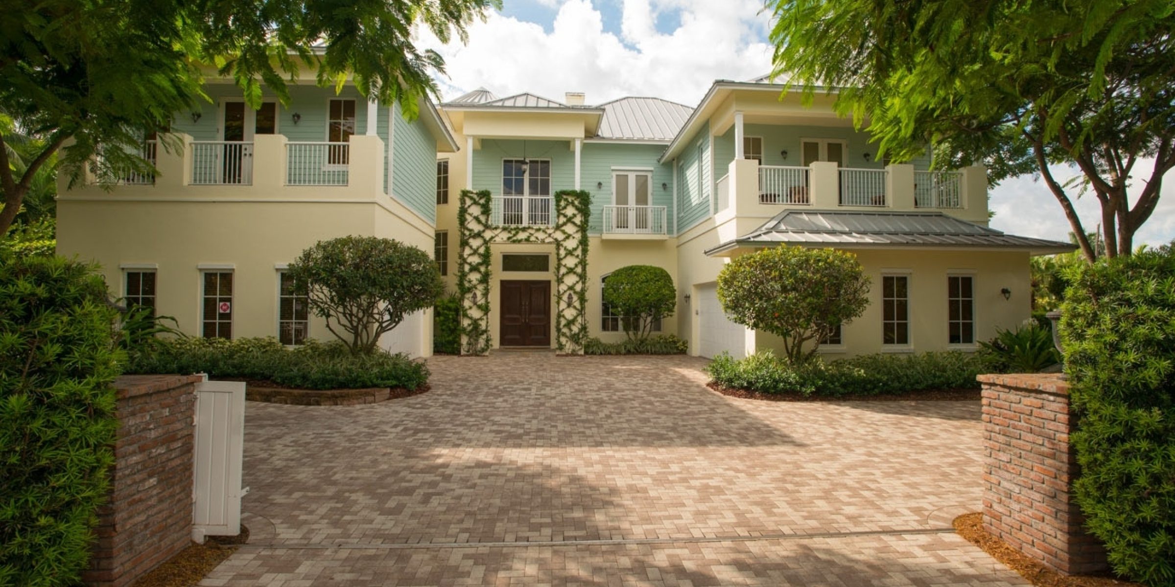 Plantation, FL - Addiction Treatment Center - Caron Treatment Centers