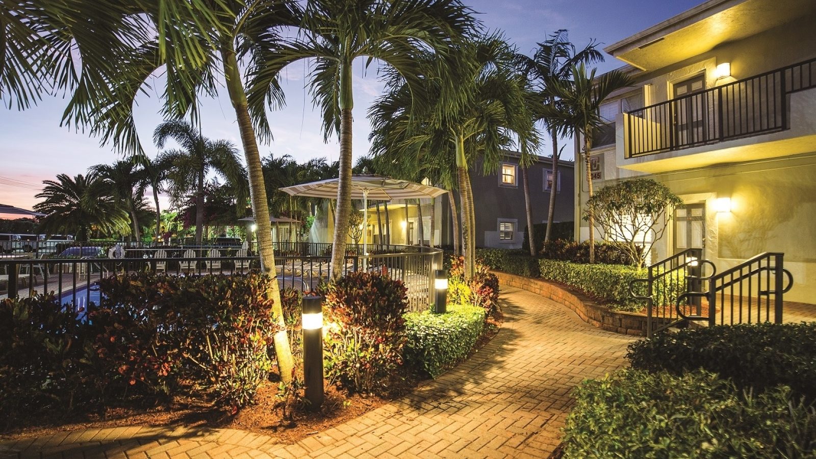 Caron Florida’s Renaissance Program